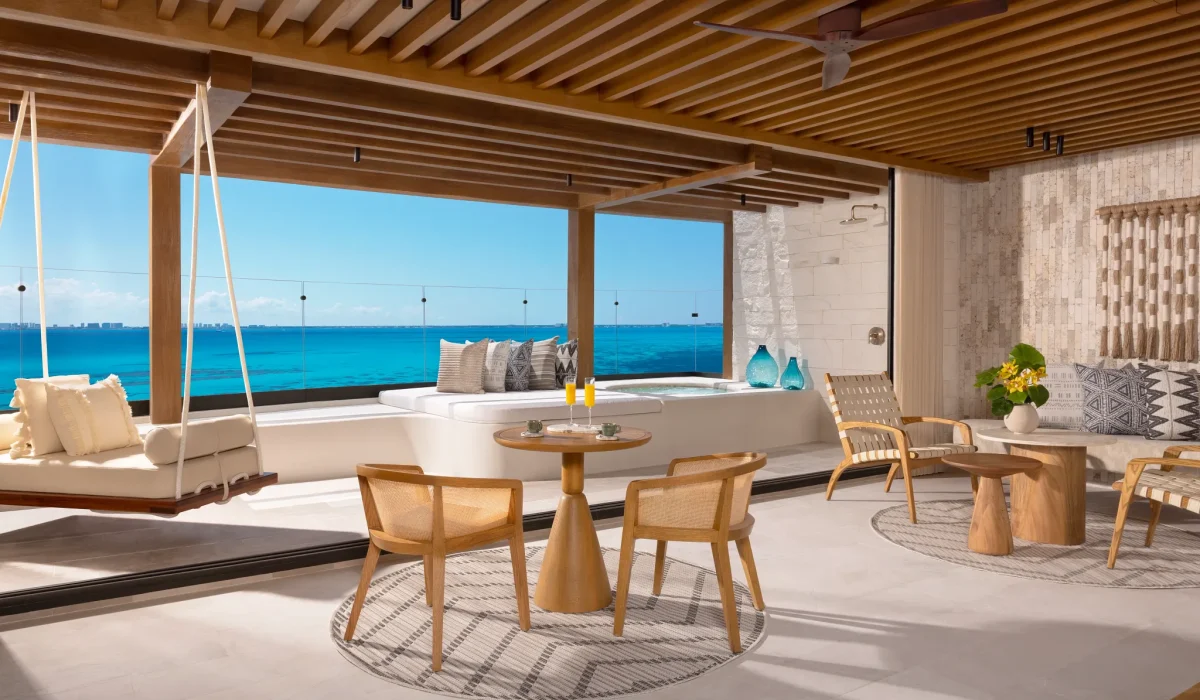 Most Instagramable Honeymoon Destination: Secrets Impressions Isla ...